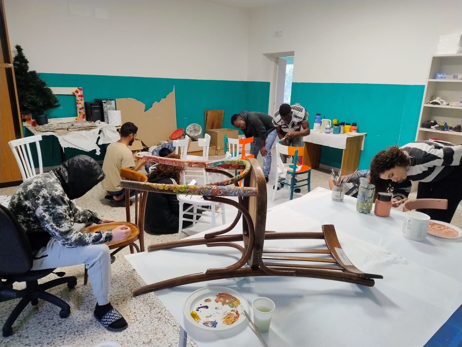 Orsara di Puglia, “Sedie in movimento” che raccontano le vite della ...